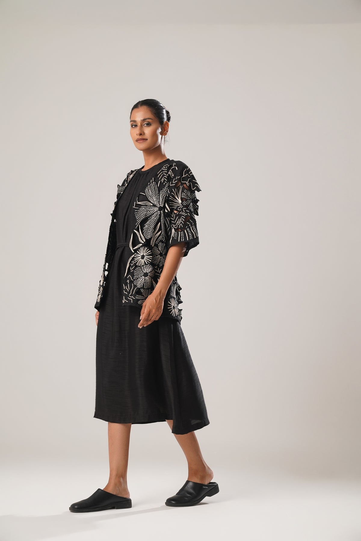 Cutwork Jacket Set – Story Of India